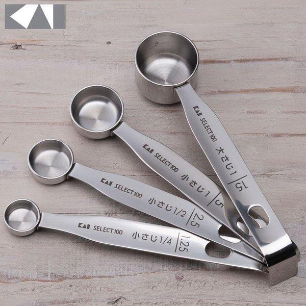 ■型番000DH3006■サイズ142×32×26mm■材質18-8ステンレススチール■重量約 89g■製造貝印■生産国中国■商品説明使いやすい道具はシンプルで美しく、手になじむ、それがセレクト100の考え方。料理のプロたちが厳しくチェック...