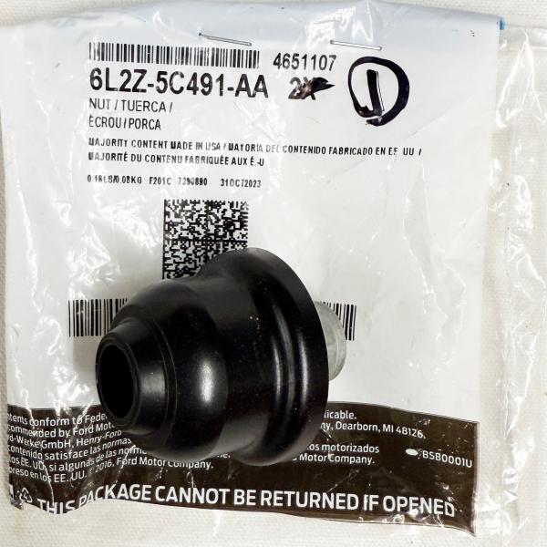 ●商品・品番　6L2Z5C491AAナット、スタビリンクFORD　フォード純正●参考型式EXPLORER エクスプローラー 1997-2010型式では特定できません。必ず純正品番で確認●購入前に必ず以下確認お願いします１．必ず純正品番にてご...