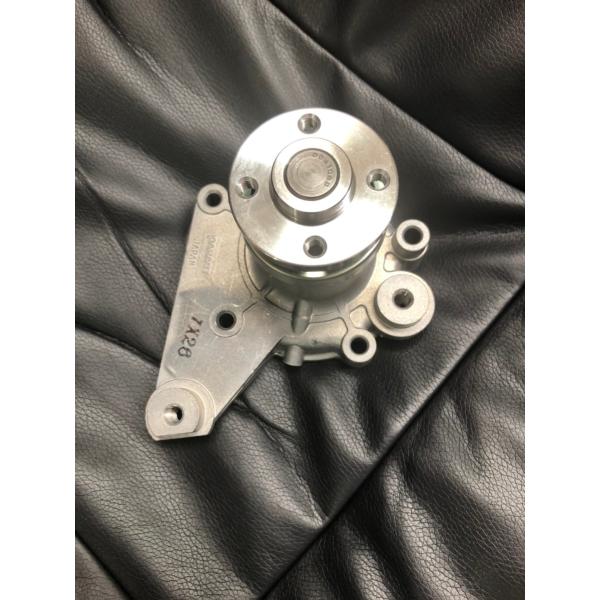 旧車 アルト CA71V CC71C 84.09-88.09 ウォーターポンプ Astemo (旧日立製） パロート 社外新品 純正品番確認定番のAstemo (旧日立製）。旧パロート。純正同等品の社外新品。幅広く整備工場等で使用されてます...