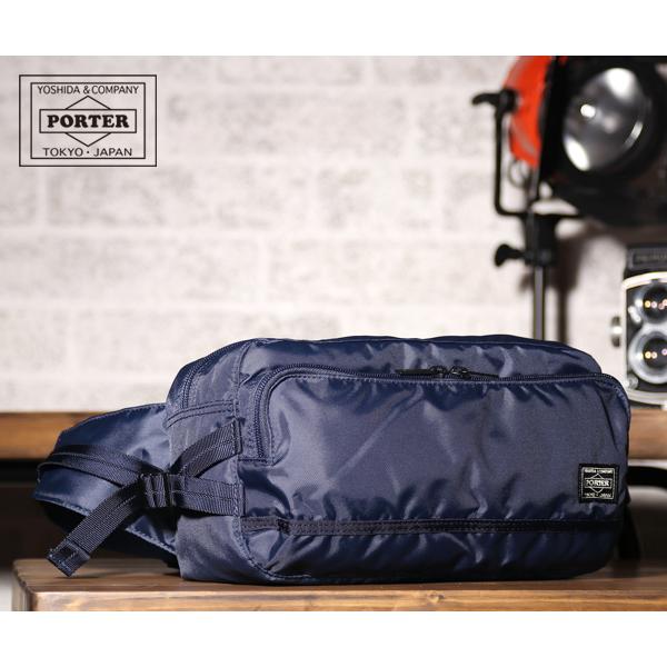 2017A/Wに発表した、ポケットやテープ使いなどにミリタリーのディテールを取り入れた「PORTER FLASH」の新型です。生地表面にはテフロンファブリックプロテクター加工、ファスナーはテープ部分に簡易的な撥水加工を施したYKK Wate...