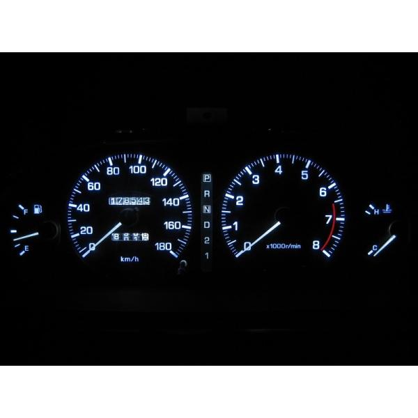 CEFIRO セフィーロA32(前期)平6(94)/08〜平8(96)/12 メーター照明LED1台分セット！カラーはホワイトブルーレッドピンクから選択可能です。メーターパネルの純正球と交換するだけですので無加工で取り付け出来ます。 現行車...