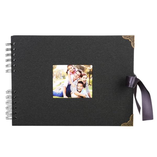 「商品情報」「主な仕様」 自由にアレンジできるフォトアルバム（粘着シートに貼るタイプ）  思い出をもっと特別に。写真を貼ったり、シールを貼ったり、自分だけのオリジナルアルバムが作れます。 大切な瞬間を一冊に ・赤ちゃんのエコー写真や成長記録...