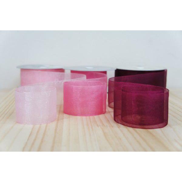 【BLANC DE コア】オリジナル。透き通った生地のリボンで、やわらかく弾力性があります。カラーバリエーション　15色　↓↓↓※数量の記入欄にご希望のｍ数をご記入の上ご注文ください。※色目によっては品切れの場合もございますのでご了承下さい...