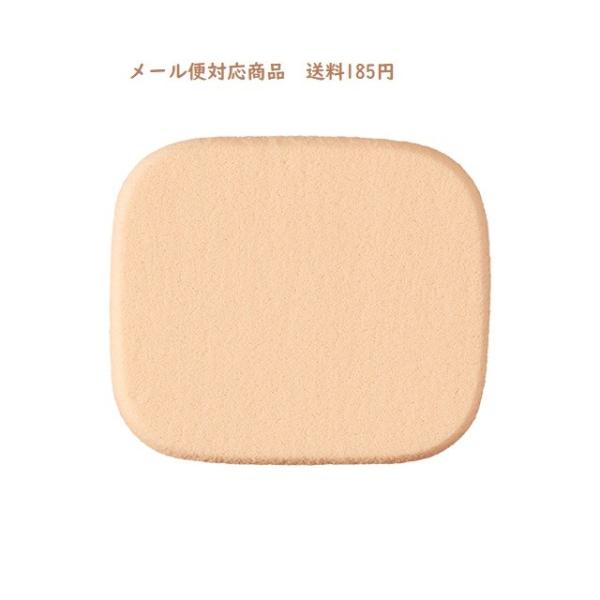 なめらかなタッチで、やさしい肌あたりとフィット感を実現。むらなく均一にのばすことができます。