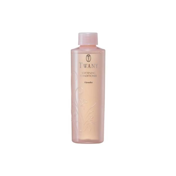 古い角質をやさしくふき取り、肌を柔らかくほぐす「柔軟水」フローラルフレッシュの香り