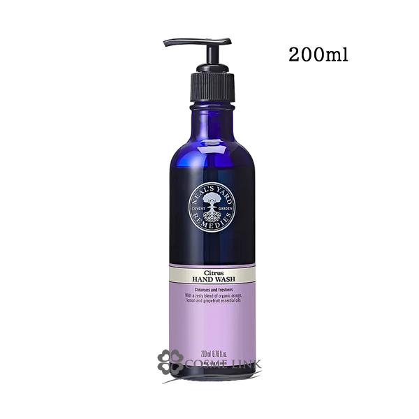 ハンドソープ200ml手を洗うたび、フレッシュな香りに包まれる。 環境に優しく、洗浄力も高いハンドソープ。オレンジやレモン、グレープフルーツの精油を配合し、手の汚れをしっかりと落として、手肌をやわらかく保ちます。手洗いのたびに、フレッシュで...