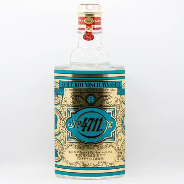 ◇４７１１　オーデコロン　８００ｍｌ　香水ドイツ製【JANコード】4011700740031【商品配送について】メール便対応はできない商品です。メール便対応商品とご一緒に注文された場合でも、よくある宅配便でのお届けになります。アルコールやガ...