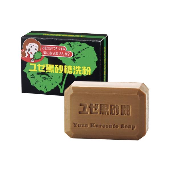 【3,980円以上で送料無料(※北海道は9,800円以上)】1949年（昭和24年）発売の超ロングセラー品！ユゼの洗顔石けんのルーツ。秋田美人の洗顔石鹸。パッケージもレトロな昔ながらユゼ黒砂糖石鹸。発売当時よりこだわりの沖縄県産の黒砂糖、は...