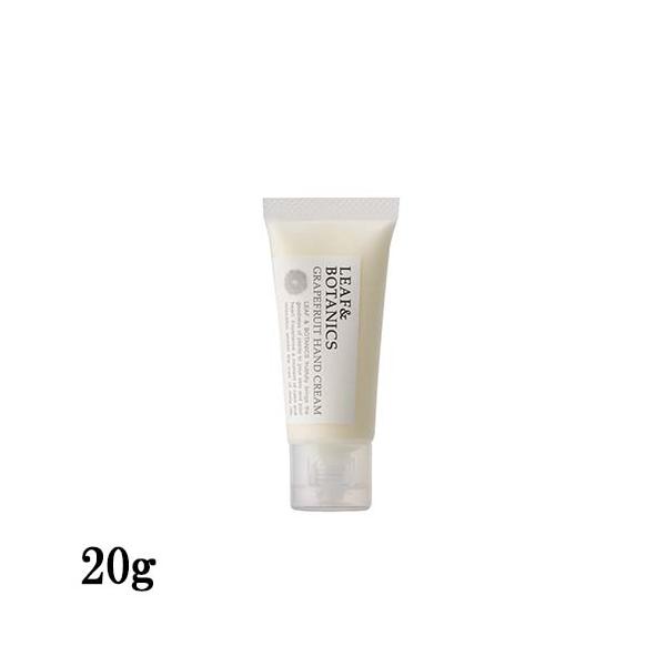 【3,980円以上で送料無料(※北海道は9,800円以上)】エモリエント効果の高いオリーブスクワランとマカデミアナッツ油をベースに、肌によくなじんで潤いを守るシアバターを配合したハンドクリーム。荒れやすい手肌や指先を包みこみ、乾燥やカサつき...
