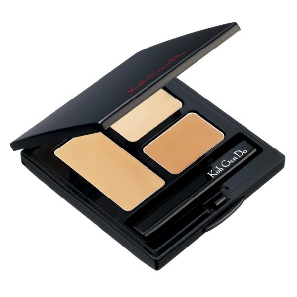 カバーしたい部分は、トラブルが出やすい部分。カバー力と肌へのやさしさを併せもつコンシーラー。テクスチャーがなめらかで、厚みを感じさせません。さらに、肌の色に合わせてブレンドできる3色をセット。保湿力が高く、スキのない肌に仕上げます。ベースメ...