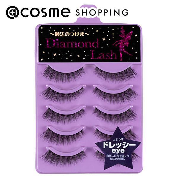 自然に目力を宿した魅力的な瞳に。しっかり盛れるデザインでボリュームのある瞳に。メイクアップ ＞ つけまつげ ＞ つけまつげ