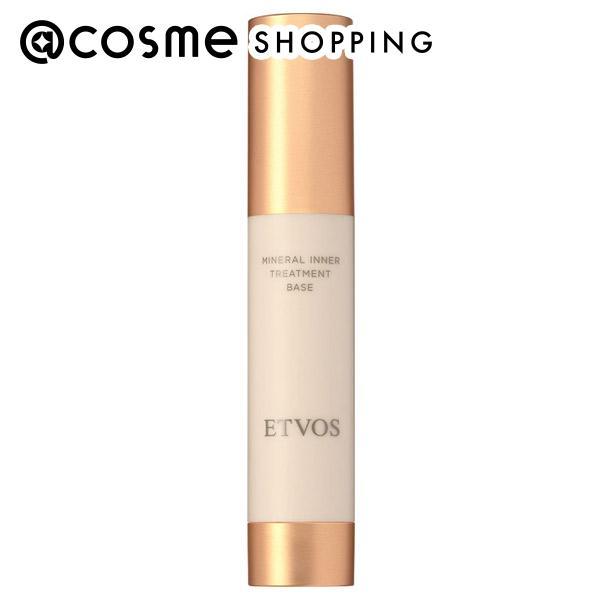 年齢と共に目立つ乾燥小じわにうるおいを与え、目立たなくする※1化粧下地に、トーンアップカラーのラベンダーベージュがお目見え。すっと肌に溶け込むようなテクスチャーはまるでスキンケアの使い心地。しっとりとうるおうハリ感を叶え、肌のキメを滑らかに...