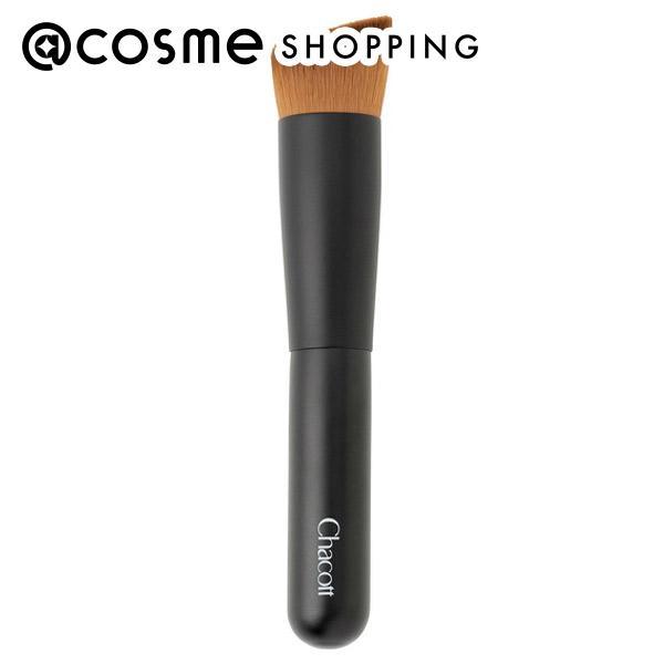 斜めの毛先が肌にフィットするファンデーションクリームタイプ・リキッドタイプのファンデーションや、下地を塗るのにおすすめです。小鼻などの細かい部分もきれいに塗れます。毛質：PBT(人工毛)獣毛のような柔らかい使い心地のよい人工毛のため、洗って...