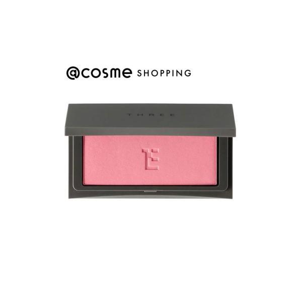 表情に静かに溶け込み、自然体を洗練させるパウダーチーク。肌そのものの光沢を引き出すように、シルキーに頬を上気させるパウダーチーク。新たな3色には、クリスタルの静かな輝きを連想させるパールを配合し、ナチュラルな発色の中で神秘的なほど美しい透明...