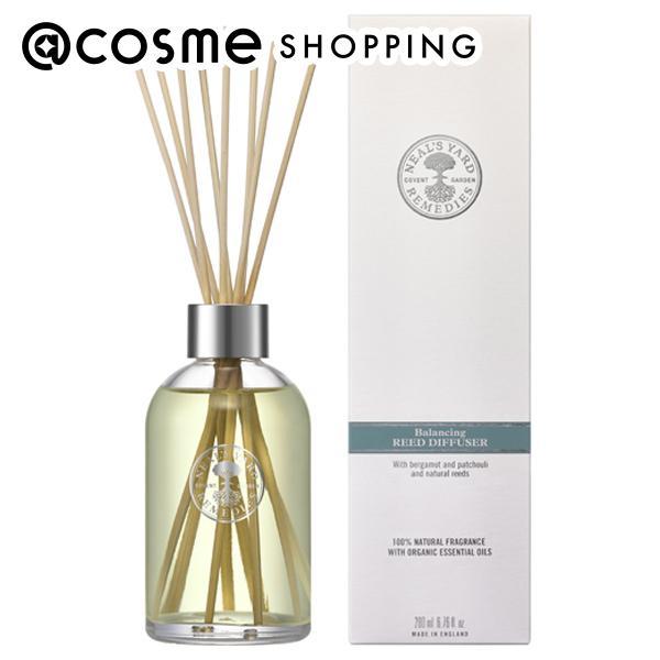 空間に、いつでも心解きほぐす香りを。ハーブ・シトラス・ウッディがバランスよく配合された、落ち着いた香りのリードディフューザー。フランキンセンスと甘くフルーティな香りで、ハーブガーデンにいるような穏やかで心地よいひとときに。≪こんなときに≫　...