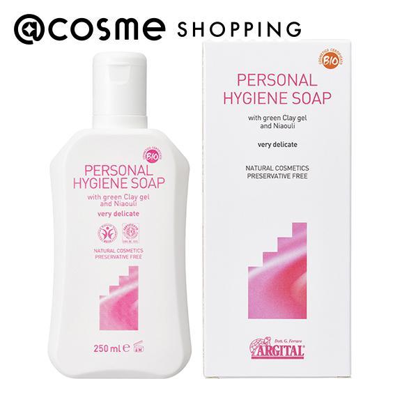 保湿成分をたっぷり含んだグリーンクレイ(※)配合の柔らかな泡が、肌のうるおいを保ちながら、かゆみ・かぶれの原因となるかさつきを予防。顔や身体の皮膚とは異なるpH値を持つデリケートエリアのためのソープで、肌本来がもつ自浄作用を守りながら、にお...