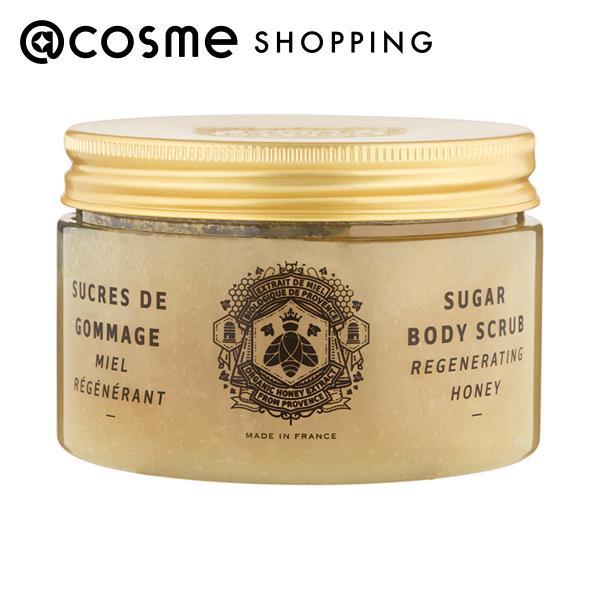 やわらかくキメのある肌に導くボディースクラブ。たっぷりのシュガーフレークが古い角質をやさしく取り除いて肌のキメを整え、マッサージをしながら肌の上で溶けていきます。保湿成分グレープシードオイル、シアバター、ハチミツエキスを配合。うるおいを与え...