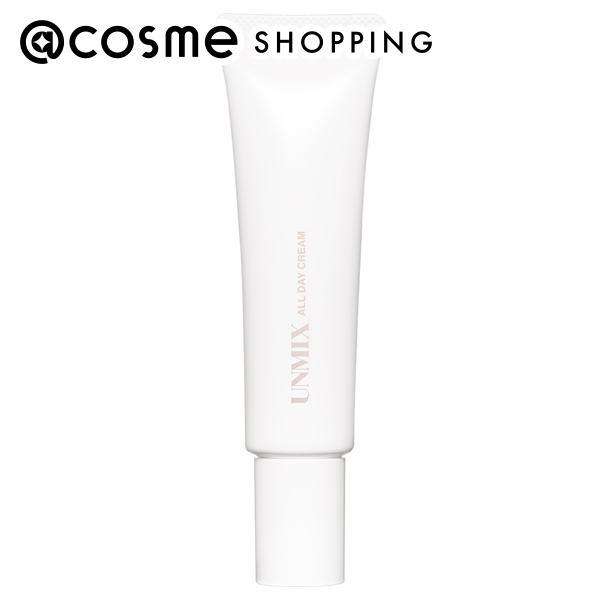 - 固形ワックスの2つの効果 -滑らかなクリームにブレンドされた固形ワックスは、肌に密着して動きにくい特徴を持ち、強いラッピング効果で肌の角層からの水分蒸発を抑えます。柔らかく一見軽やかなクリームですが、塗布後にはピタッと“止まり感“があり...