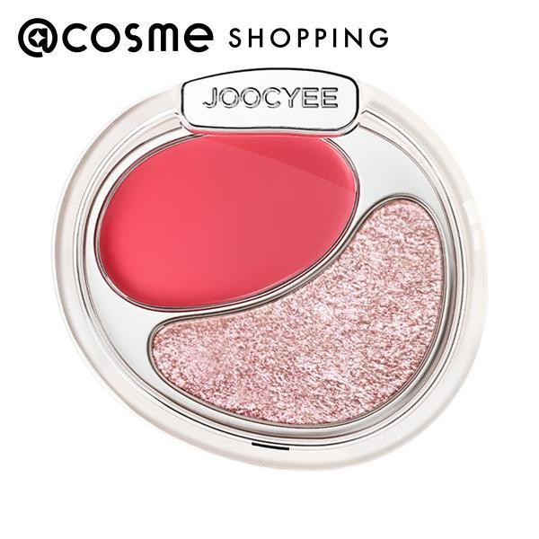 大胆ぬれツヤ×高発色。視線を奪うデュアルパレット。 とろけるチークと眩しく艶めくシャイニーな大粒ラメが肌になじみ、光を味方につけて、写真でも映える“きらめきフェイス“に。特別なデートやイベントで、いつもと違う私にスイッチON。D259　サク...