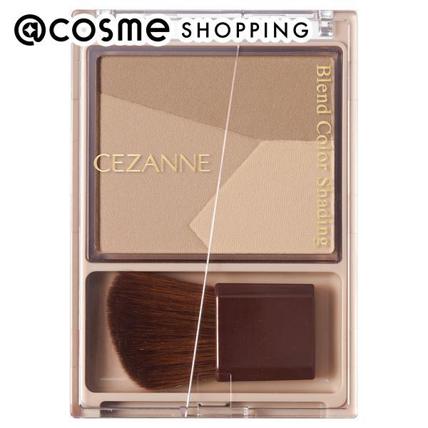 自然な陰影をプラスする3色グラデーションシェーディング。入れたい部分に合わせて濃淡・色味をぴったり調節できます。混ぜても一色ずつでも、使い方自由自在。美容保湿成分(オリーブ果実油、バオバブ種子油、ヒアルロン酸Na)配合。鼻筋にフィットする斜...