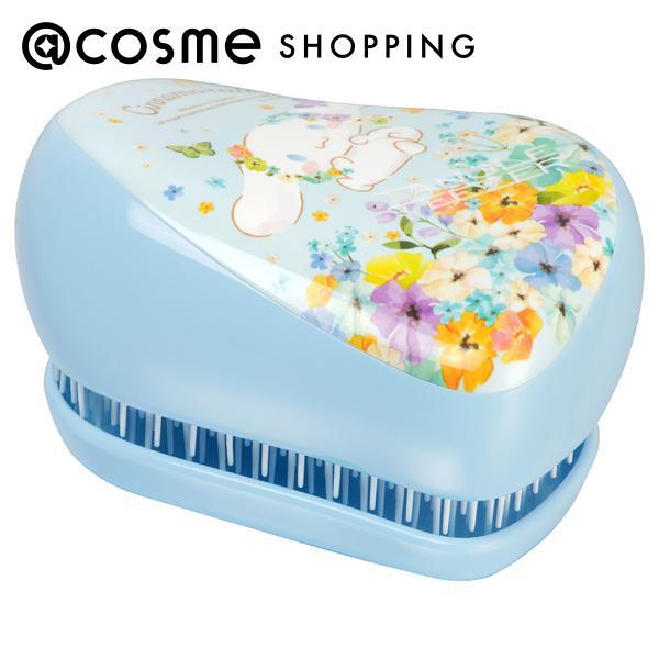 【携帯に便利なカバー付きヘアケアブラシ】もつれた髪を引っ張ることなくスムーズにときほぐし、ブラッシングで輝く髪へ導くヘアケアブラシです。長短2段の特殊なブラシ構造で、長い毛先が髪のもつれを解消、短い毛先が髪の表面を艶やか磨きます。柄がなく手...