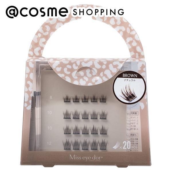 ワンタッチマツエク3つの特徴！■接着剤不要のワンタッチ装着。のり付きのため、専用の接着剤をつける手間なし！ツイーザーでつかんで、そのまま1秒で装着可能。まつ毛の下からつけることによって地まつ毛との馴染みがよく、自然な仕上がりに！■フリーデザ...