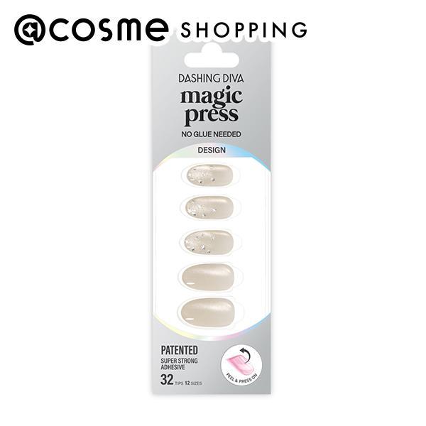 キューティクルラインと隙間なく包み込み、引っかかりのない快適な装着感と粘着剤、多彩なシェイプ展開で自由なスタイリングを実現します。シーズンやトレンドに合わせたデザインを厳選します。ネイル・ネイルグッズ ＞ ネイルアートグッズ ＞ ネイルチップ