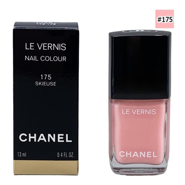 ブランド：シャネル CHANEL商品名：ヴェルニ #175 スキユーズ内容量：13ml生産国：フランス種類：ネイル エナメル商品説明：極めて薄づきのフォーミュラでもちがよく、圧倒的な輝きを誇ります。塗りかさねるたびつややかで長持ちするネイル...