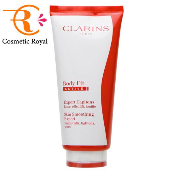 ＜ボディ用美容液＞日本産のオーガニック緑茶エキスと、プラントカフェインで構成されたスキンスムージングコンプレックスが、なめらかで、すっきり引き締まった理想的なボディの肌へ導きます。肌を冷やすことに着目したクライオセラピーをテクスチャーのテク...