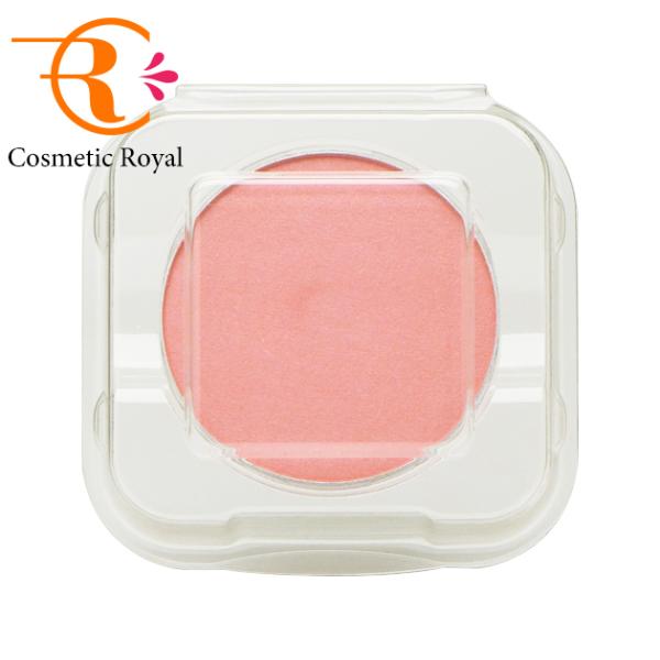 ＜フェイスカラー＞チークを超えたカラーパウダーが叶える、 明るさ・ツヤ・血色感。ベースメイクの最後に、頬・こめかみ・髪の生え際・あご先に使うことで、肌全体に明るさ・ツヤ・血色感が出て、明るくくすみのない印象を叶えます。繊細な光を放つパールが...