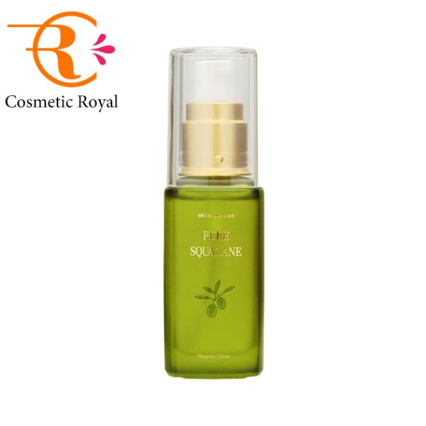 ＜化粧用油＞オリーブ由来の植物性スクワランです（スペイン産オリーブ由来です。）100％純粋・完全無添加の美容原液です。素肌にサラサラ、すうっと軽く広がります。オリーブ由来の植物性スクワランが、敏感肌にも優しく、乾燥したお肌を保護し、うるおい...