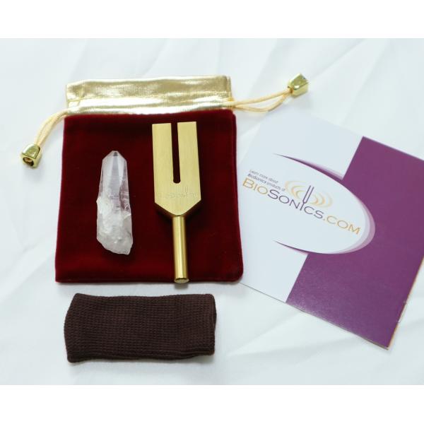 サウンドチューナーの最高峰、米国Biosonics社から正規に直輸入した【特注品】のゴールド色のクリスタル・チューナー。金色は最も高い波動エネルギーを発し、成功や金運に最も好まれる色として重用されています。「天使の扉を開く音」と言われる40...