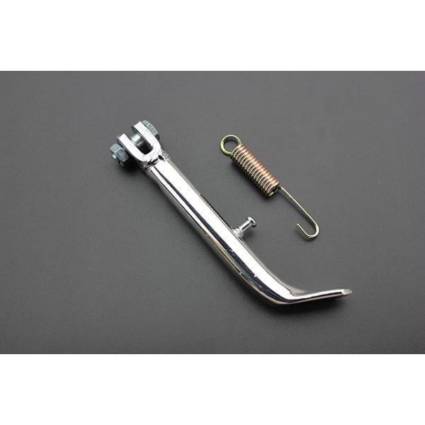 サイドスタンド　メッキ　新品　スチール製　外掛け式　高さ130ミリスチール製にメッキ加工されていますので外観も良くなります純正とほぼ同じ高さでカブ50/90/110に対応するタイプですバランスは変わりますがホンダ4ミニにも取り付けできますモ...