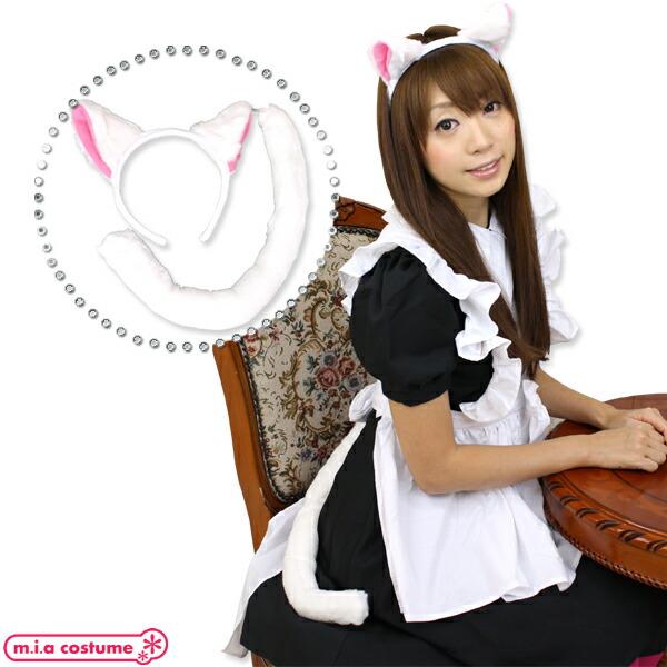 可愛い横バージョンのねこみみとしっぽのセットができました☆ふわふわのみみとしっぽ、ほしかったのになかなかなかったりしますよね。みみがあったらやっぱりしっぽもほしいもの！！そこでみみとしっぽのセットができました☆ぜひつけてみてくださいね♪コス...