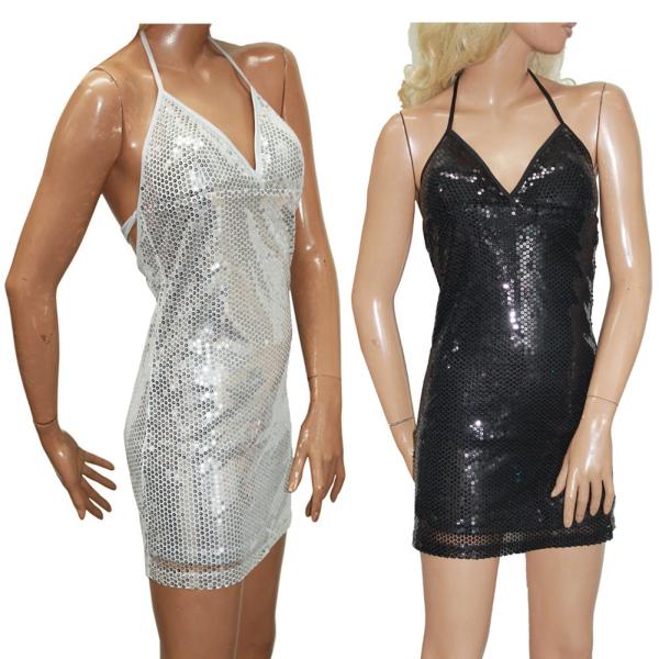 スパンコールのセクシードレス。ストレッチがきいているので動きやすく、ダンス衣装にもオススメです。シルバー・ブラックの2カラー。SM（9号から11号サイズ対応）とML（11号から13号サイズ対応）の2サイズ。パッド・裏地付き。伸びる素材でバッ...