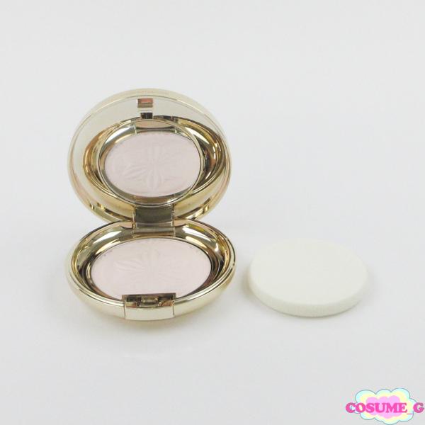 カバーマーク フェイスアップ プレストパウダー #01 クリスマス限定デザイン 未使用 C820※ケースに傷剥がれがございますご理解のある方でお願いします。状態：未使用のお品物になります。