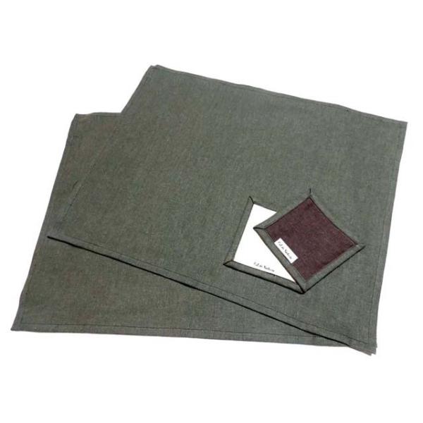 綿麻(ソフトリネンコットンキャンバス)でお作りしました。天然の麻の雰囲気を残しつつ、柔らかな手触りの使いやすいランチョンマットとコースターのセットです。このセットは、ランチョンマット2枚＋コースター2枚です。家庭用やお店用にもお使いいただけ...