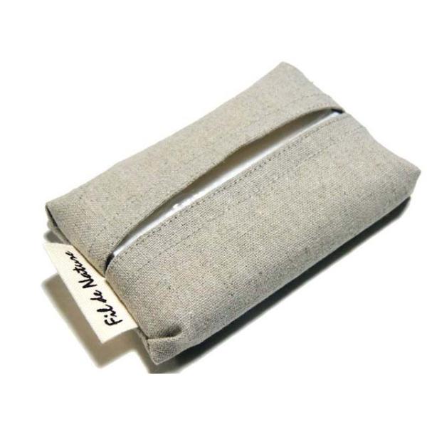 cottonNINAの姉妹ブランド Fil de Natureの商品です。外出に必需品のポケットティッシュ。そんなポケットティッシュのケースをお洒落な綿麻の生地でつくりました。小さめのバッグやお子様のポケットにも入れやすい小さなサイズのケー...