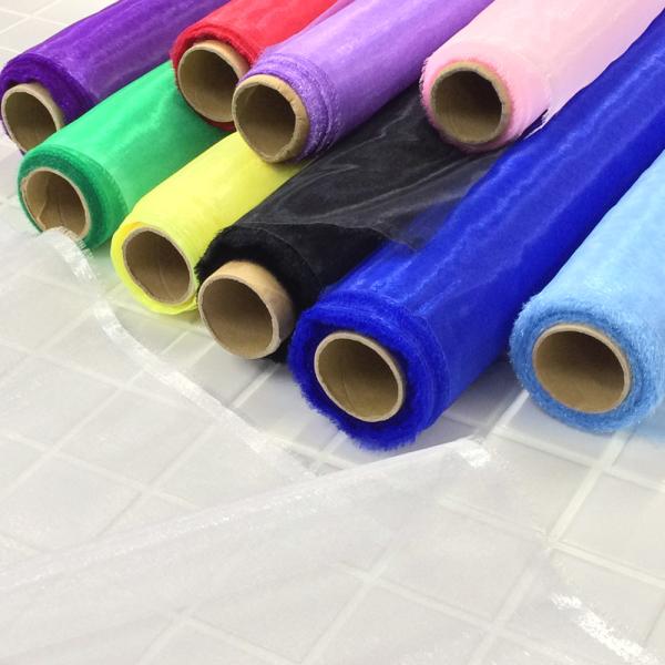 光沢があり、透け感のある素材ですので、コスチューム・ディスプレイにオススメの生地です。フォーマル衣装、イベントの衣装の他、カーテン、ディスプレイ、バッグ、押し花、コサージュ作りにもご利用頂けます。カラー展開：オフホワイト、イエロー、薄ピンク...