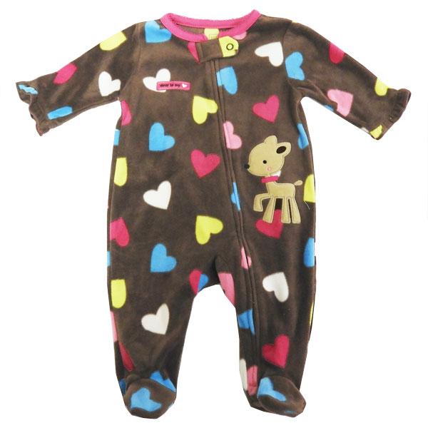 フリース素材で肌触りふかふか、軽くて暖かいフリースカバーオール抱っこしても動き回ってもお腹が出ない大人気普段着に、お出かけに、スリーパーにと大活躍中国製■メール便(ポスト投函)でのお届けとなります。サイズ 3M/約55〜61cm素材 ポリエ...