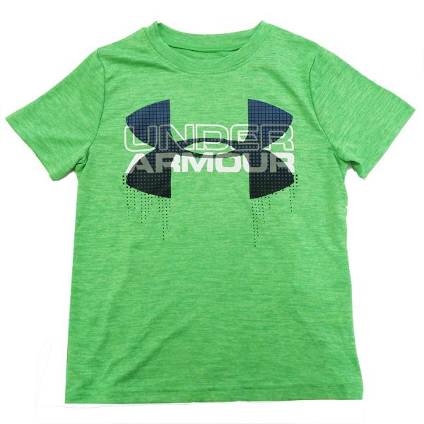 アメリカLAで買い付けたカッコいいアンダーアーマー トレーニングウエア汗をかいても快適、吸汗速乾ヒートギア動きやすく活発な男の子に最適アイテムです。ヨルダン製■メール便(ポスト投函)でのお届けとなります。■ギフトラッピングはできませんのでご...