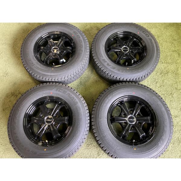★商品詳細★・メーカー名：FLEX DELF・ホイールサイズ　　　インチ：15インチ　　　PCD：6H139.7　　　J数：6J　　　インセット： +33　　　ハブ径：106mm ・本数：4本・タイヤ銘柄：グッドイヤー アイスナビカーゴ・タ...