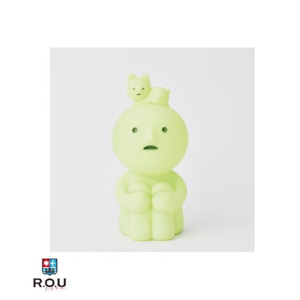 ■不思議な妖精スミスキーのタッチライト■「スミスキー　リビングシリーズ」に登場した、「タソガレスキー」が、あなたのお部屋をやさしく照らすタッチライトになって登場。■ぼんやりと遠くを見つめ、たそがれるスミスキーの頭には、ネコスキーがちょこんと...