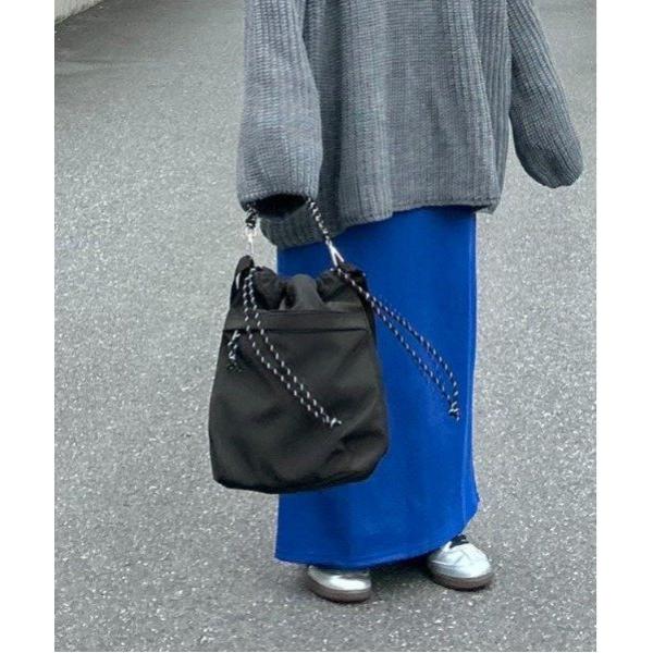 【sweet web 2月掲載!!】人気インフルエンサー【 k664r_×notch. 】コラボ　2024A/W【notch. by KR】ロープハンドル２ＷＡＹ ＢＡＧトートとしてもショルダーバッグとしても使える2WAY仕様幅広いコーデに...