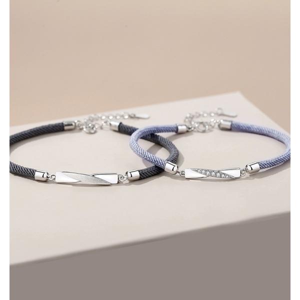 【 金属アレルギー対応 】素材には、金属アレルギー反応が出にくいS925（シルバーを採用）。※金属アレルギー反応を100%防ぐものではありません【 届いたらすぐにプレゼントできる 】届いたらすぐにプレゼントできるように付属品も充実。彼氏の誕...