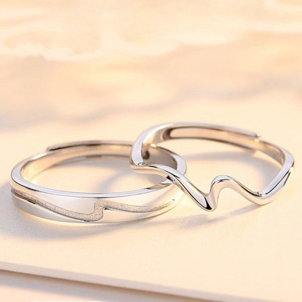 【 金属アレルギー対応 】素材には、金属アレルギー反応が出にくいS925（シルバーを採用）。※金属アレルギー反応を100%防ぐものではありません【 届いたらすぐにプレゼントできる 】届いたらすぐにプレゼントできるように付属品も充実。彼氏の誕...