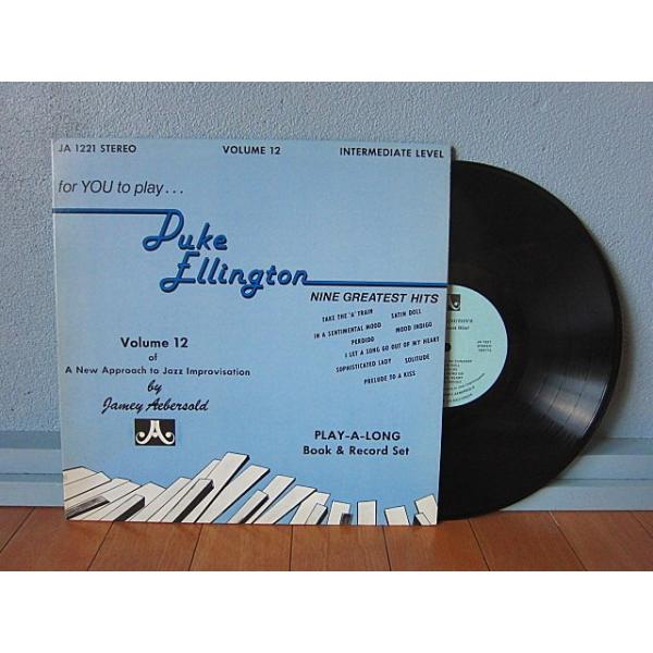 ◆状態◆・盤目立ったダメージは無く、良い状態です。・カバー角に若干擦れがありますが、良い状態です。・スリーブ焼けがあります。視聴をしたところ、音飛びはありませんでした。視聴環境によって多少状態が異なる場合があります。            ...