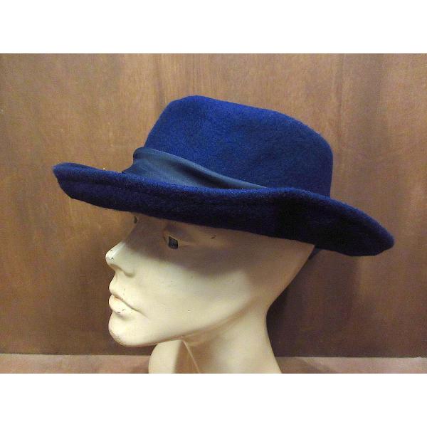 ◆サイズ◆頭周り・・・約58.5cm前後（写真のマネキンの頭周りは約52cm程です。）ブリム・・・約7cmクラウン・・・約7.5cm(計測箇所によって多少異なりますのでだいたいの目安としてお考えください。)◆状態◆若干の型崩れがあります。若...