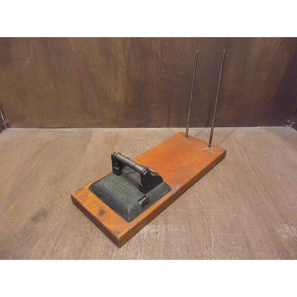 ◆サイズ◆高さ・・・約24.5cm(最大)横幅・・・約14cm奥行き・・・約34cm(計測箇所によって多少異なりますのでだいたいの目安としてお考えください。)◆状態◆全体的に汚れや傷、擦れがあります。金具部分にくすみや汚れがあります。削れて...