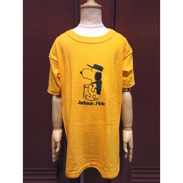 ◆商品名◆1970's DEADSTOCK キッズ SNOOPY Jackson Hole Tシャツ 黄 size L(14-16)◆サイズ◆マネキンサイズ：5号表記：L 14-16肩幅：約36cm身幅：約37cm袖丈：約13cm着丈：約5...